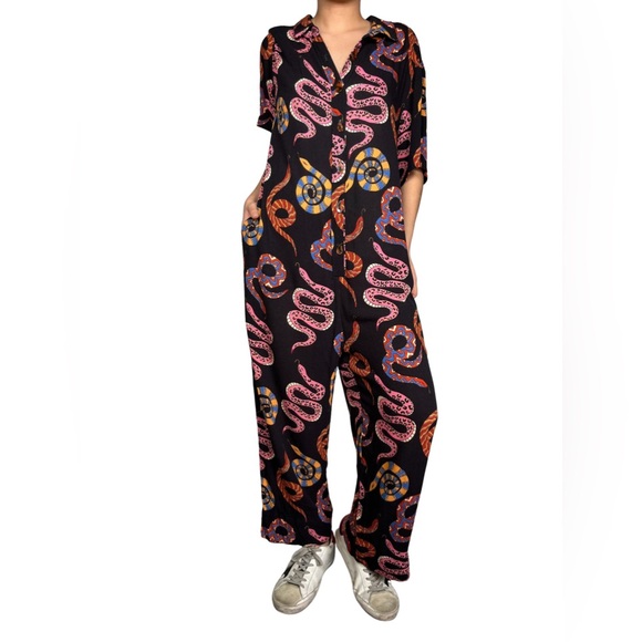 FARM Rio | Pants & Jumpsuits | Nwt Farm Rio Black Snakes Jumper Multi ...